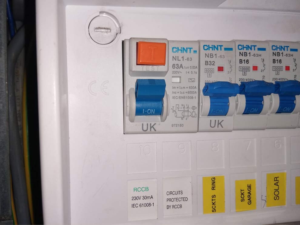 Electrical installation advice for new tenants - Heritage Emergency ...